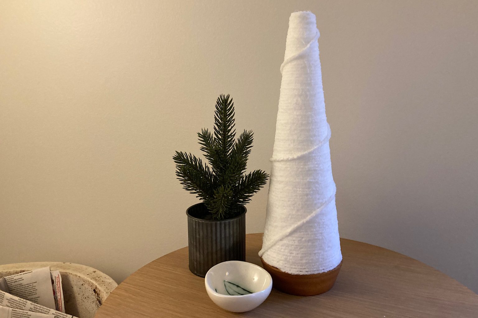 Simple Yarn Christmas Tree Wrap - latebloomerinbakerville